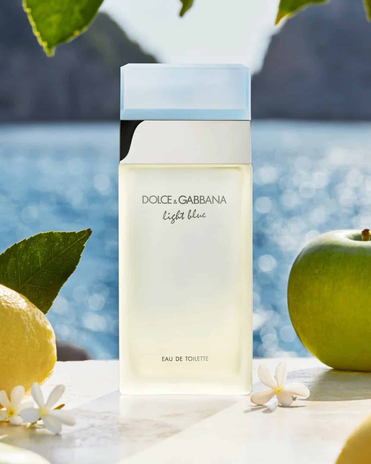 Top 10 Best Selling Perfumes In The World in 2024 - FragranceReview.com