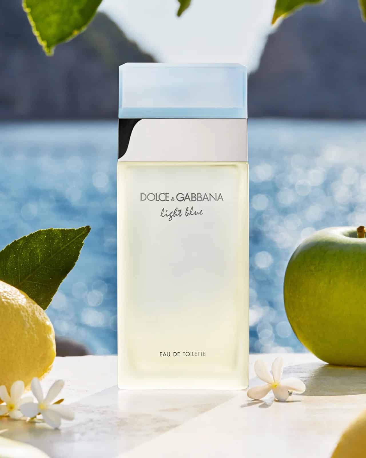Top 10 Best Selling Perfumes In The World in 2024 - FragranceReview.com